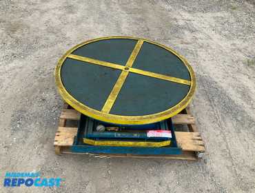 Repocast.com® | (1) Bishamon EZ loader self leveling...