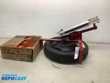 Repocast.com® | Clay Shooter with Box of almost Full...