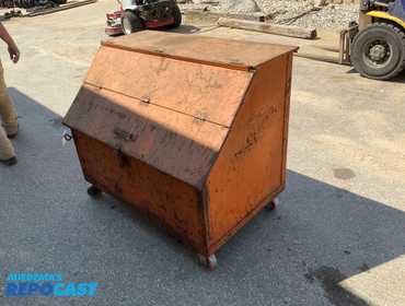 Repocast.com® | Steel Job Box on casters, has two...