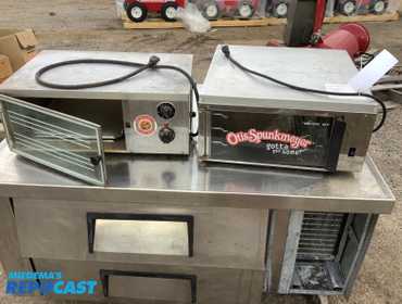 Repocast.com® | Lot of (2) Countertop Cookie Ovens,...