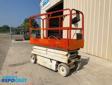 Repocast.com® | JLG 2032-E2 Platform Scissor Lift