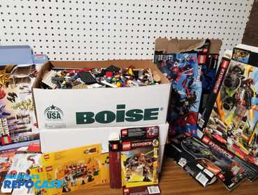 Repocast.com® | 30+ Lbs of LEGO Building Blocks and...