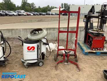 Repocast.com® | Lot of (2) Garage Keeper Items: (1)...