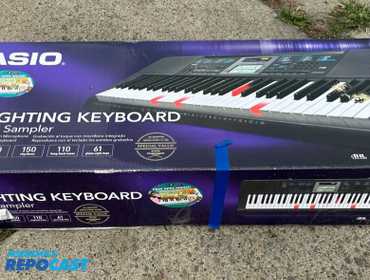 Repocast.com® | Casio Casio Lighted Keyboard LK 170V...