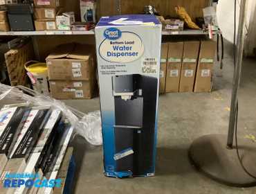 Repocast.com® | Lot of (1) Great Value Water Dispenser...