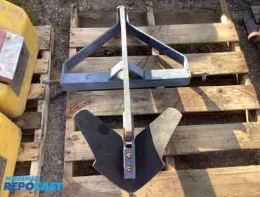 Repocast.com® | Light Blue 3 Point Middle-buster Plow