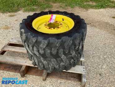 Repocast.com® | (2) Titan Trac Loader Size 25x8.50-14...