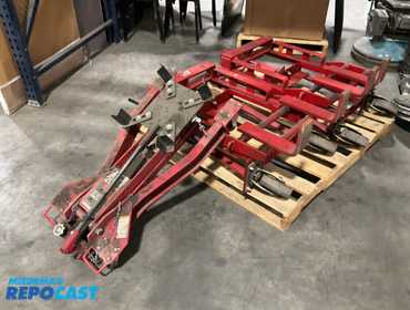 Repocast.com® | Lot of shop lifts, including: (2) Rol...