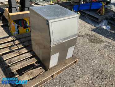 Repocast.com® | Lot of (1) Scotsman Ice Maker CS60MAS...