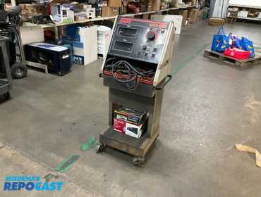Repocast.com® | Lot of (1) Sun VAT-60 Battery Tester,