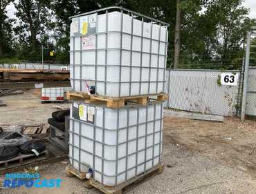 Repocast.com® | Lot of (2) 250 Gallon IBC Food Grade...