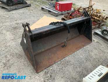 Repocast.com® | 60” hydraulic front loader bucket....