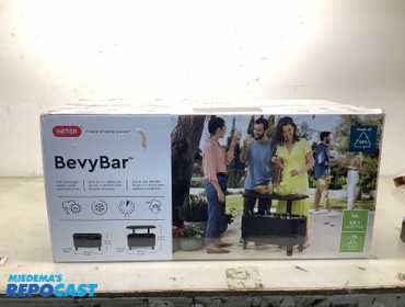Repocast.com® | Lot of (1) New Keter 2in1 Bevy Bar,...