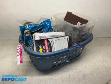 Repocast.com® | Lot of miscellaneous building pieces...