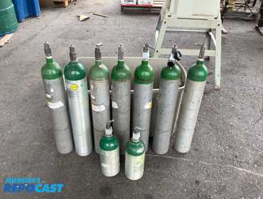 Repocast.com® | Lot of (7) large and (2) small oxygen...