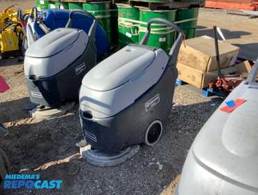 Repocast.com® | Advance sc450 walk behind scrubber