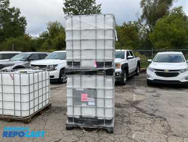 Repocast.com® | (2) food grade IBC totes. 39”x44”x46”