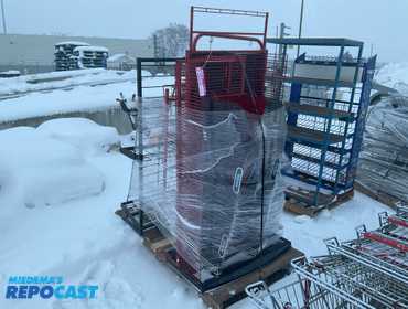 Repocast.com® | Lot of misc store product display racks