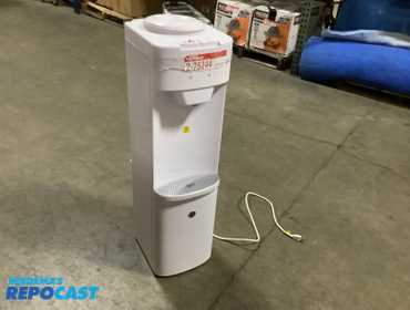 Repocast.com® | (1) GE water dispenser, model GXCF01P,...