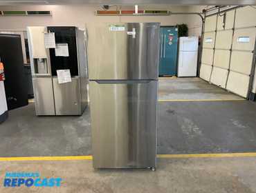 Repocast.com® | Insignia NS-RTM18SS-Refrigerator/Freezer