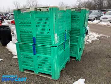 Repocast.com® | Lot of (4) green storage crates...