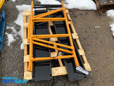 Repocast.com® | Lot of (1) Bakers Mini Scaffolding