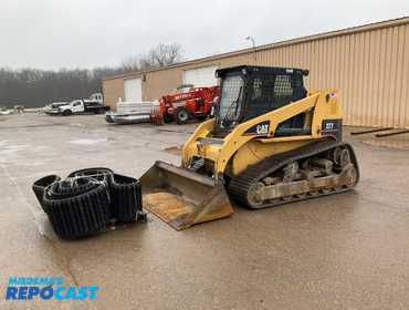 Repocast.com® | 2003 Caterpillar 277 Rubber Track...