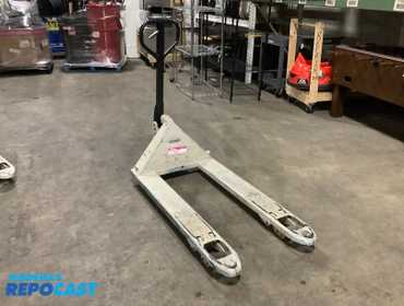 Repocast.com® | Lot of (1) Crown PTH50 5000lb Capacity...