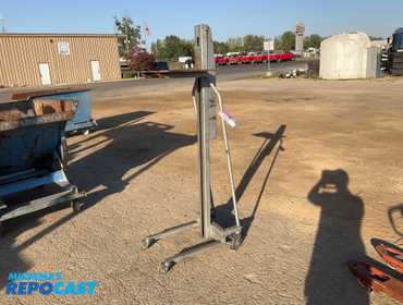 Repocast.com® | Silverstone Platform Lift on Casters,...