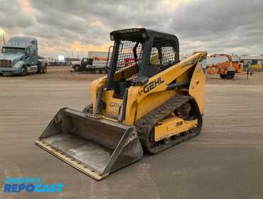 Repocast.com® | 2019 Gehl RT165 Compact Track Skid...