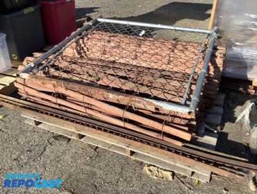 Repocast.com® | Snow Fence with 8 T posts and Chain...