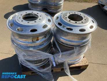 Repocast.com® | (6) aluminum 24.5 semi wheels, used