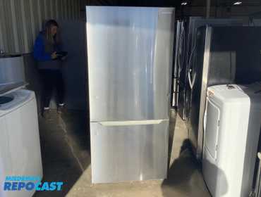 Repocast.com® | Insignia NS-RBM18SS0 19 Cu. Ft....