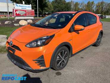 Repocast.com® | 2018 Toyota Prius C Four