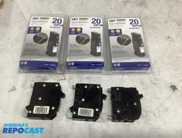 Repocast.com® | Lot of (6) Square D 20 Amp Plug-On...