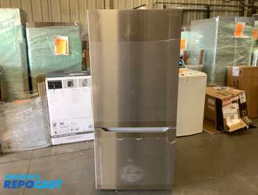 Repocast.com® | Insignia NS-RBM18SS0 Bottom Freezer...