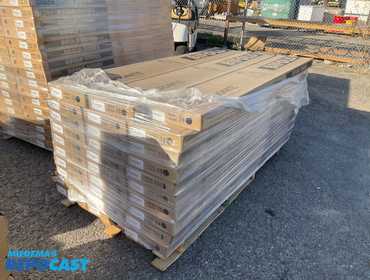 Repocast.com® | Skid of Masonite 2/0 regal bifold doors