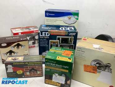 Repocast.com® | Box of 8 misc. lights