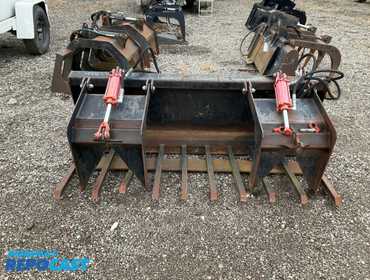 Repocast.com® | 72” skid steer tine grapple bucket