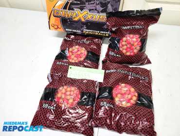 Repocast.com® | lot of approx. 1,800 paintballs.