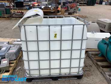 Repocast.com® | IBC Tote with hole cut in top.