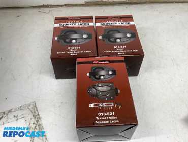 Repocast.com® | (3) AP Products Towable Squeeze Latch...