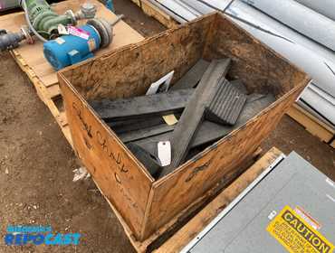 Repocast.com® | Wooden crate lot of various size...