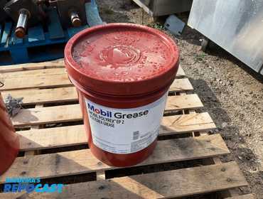 Repocast.com® | Mobil Polyrex EP2 grease, 5 gallon...