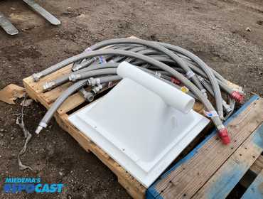Repocast.com® | Skid lot of hose master metal manually...