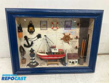 Repocast.com® | Mini Hangable Decorative Display Case...
