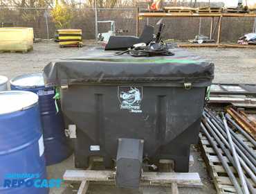 Repocast.com® | 2018 Salt Dog salt spreader, model ...