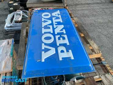 Repocast.com® | Blue Volvo penta sign with some cracks