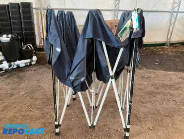 Repocast.com® | Blue Pop-Up Tent