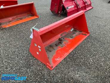 Repocast.com® | KUBOTA B1626-5' BUCKET ATTACHMENT